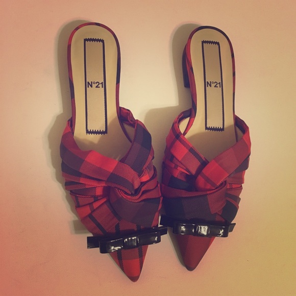 No 21 | Shoes | No 2 Flat Tartan Plaid Mule Slides | Poshmark